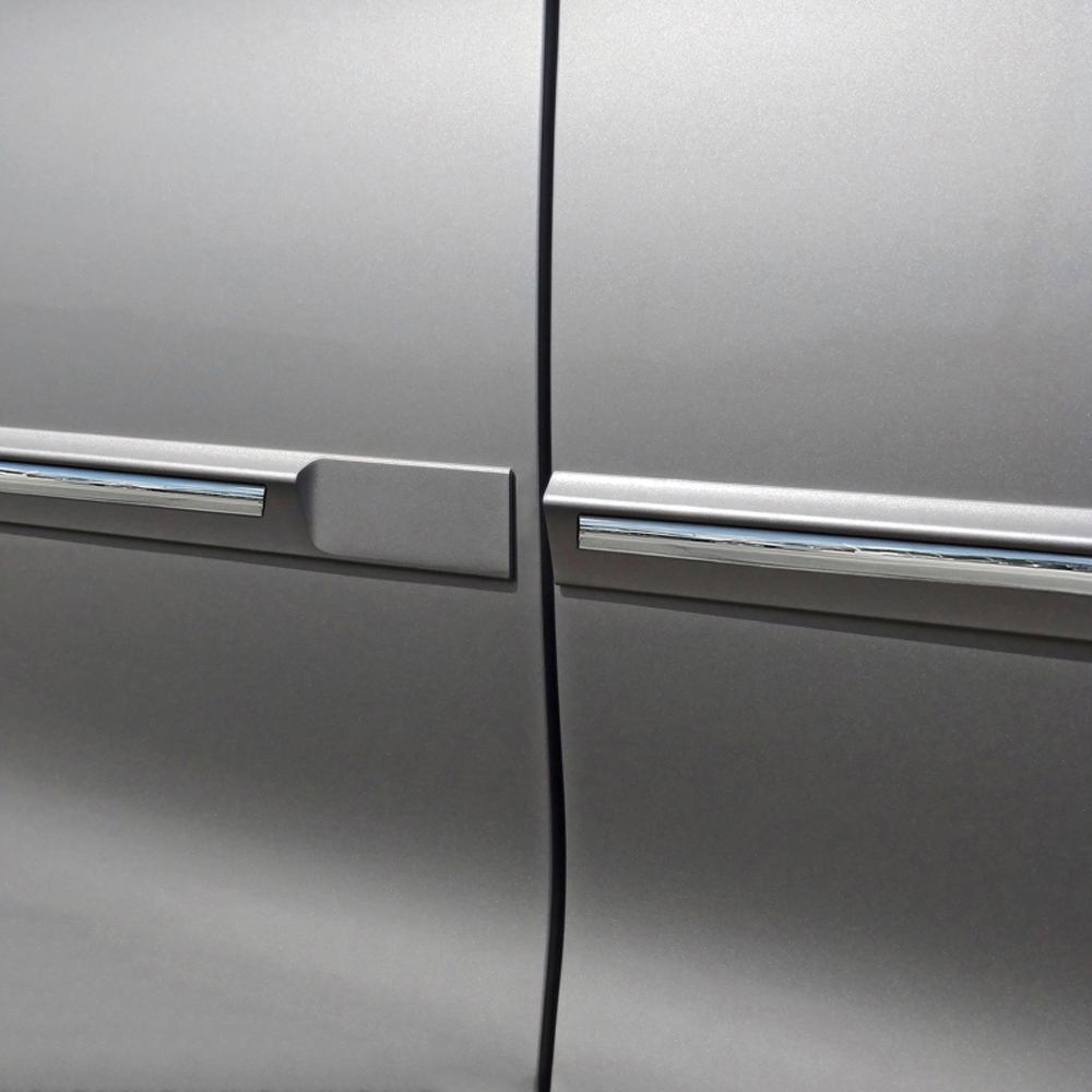 Painted Molding with Chrome Insert : Chevrolet Traverse ...