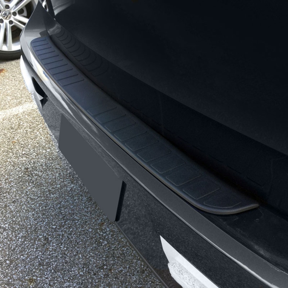 Bumper Protectors : Volkswagen Golf 4 Door Rear Bumper Protector ...