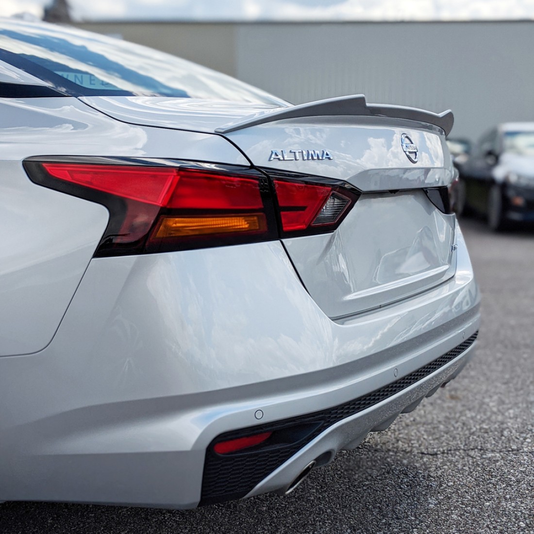 Flush Mount Spoilers : Nissan Altima Custom Style Flush ...