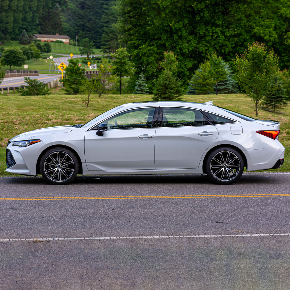 Spoilers : Toyota Avalon Factory Style Flush Mount Rear ...