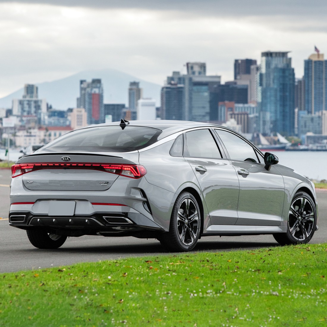 Flush Mount Spoilers : Kia K5 Factory Style Flush Mount ...